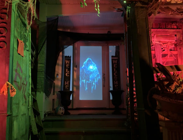 Dynamite Doorway Mode Display from AtmosFAN – AtmosFX Digital Decorations