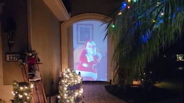 AtmosFAN Brings Santa and Snowman to Florida – AtmosFX Digital Decorations