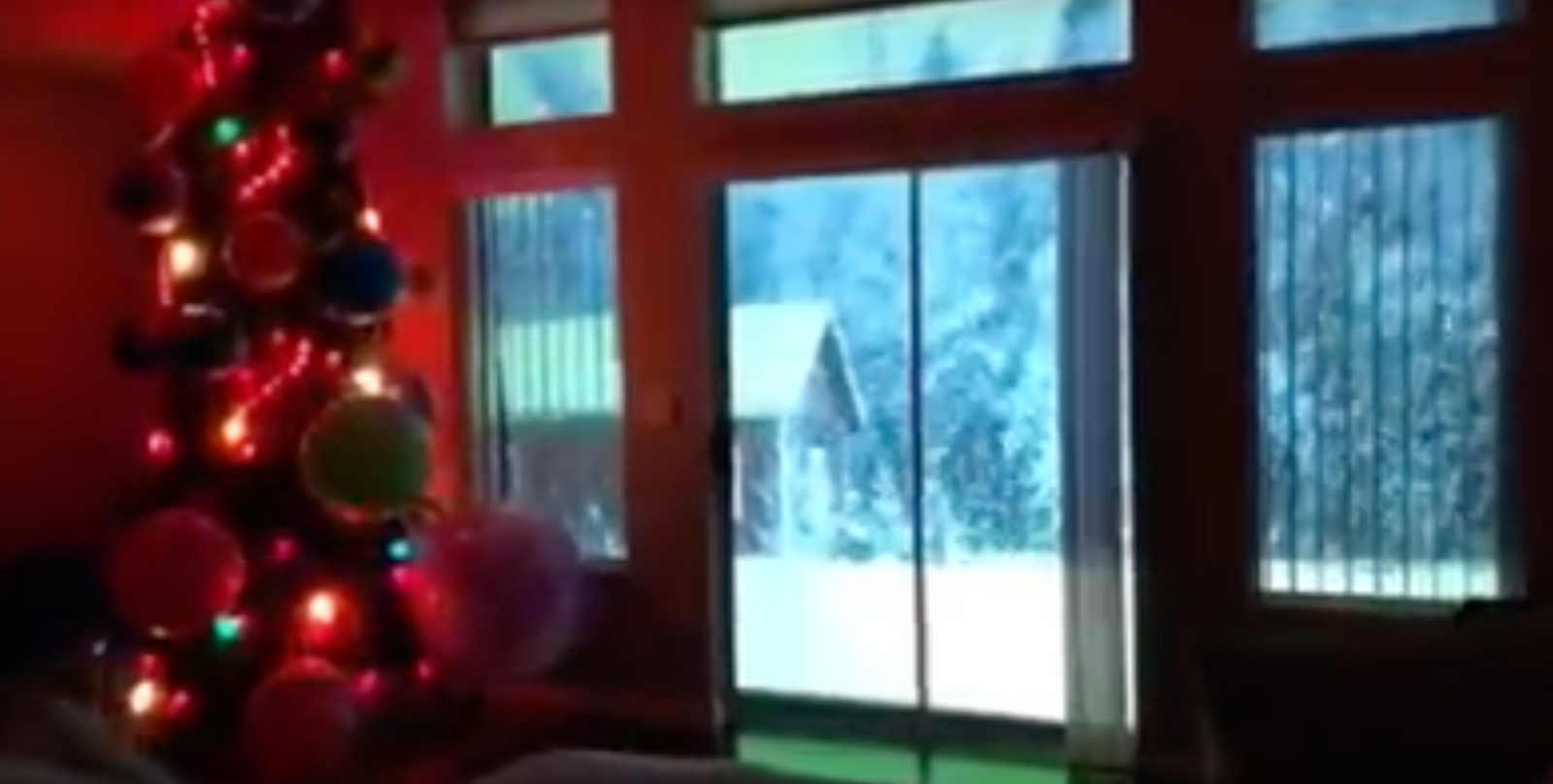 Another Movie Night at Macabre Manor – AtmosFX Digital Decorations