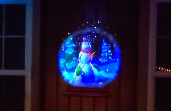 AtmosFAN Creates Easy (and Versatile) Holiday Wreath – AtmosFX Digital ...