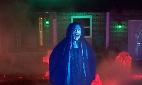 We Can’t Quit You, Halloween! Another Great AtmosFAN Display – AtmosFX ...